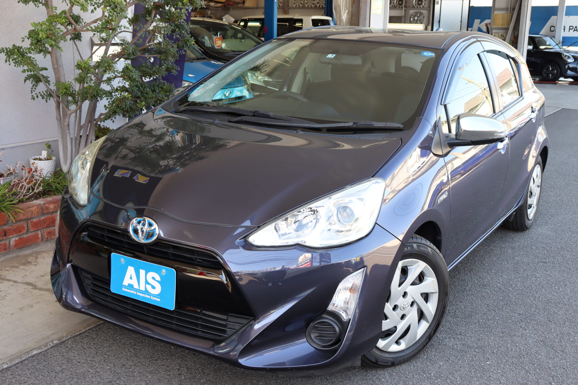 H27年式 アクア S 入庫しました！！ – カーパルコ・タマイ スタッフブログ